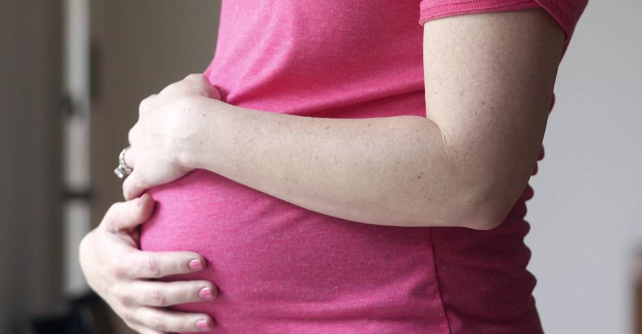 What should husbands do upon noticing pregnancy blues in women? Leading ...