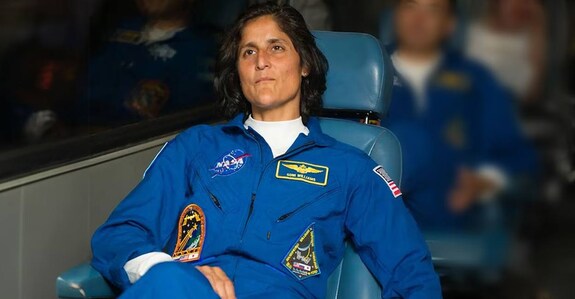 sunita williams return date