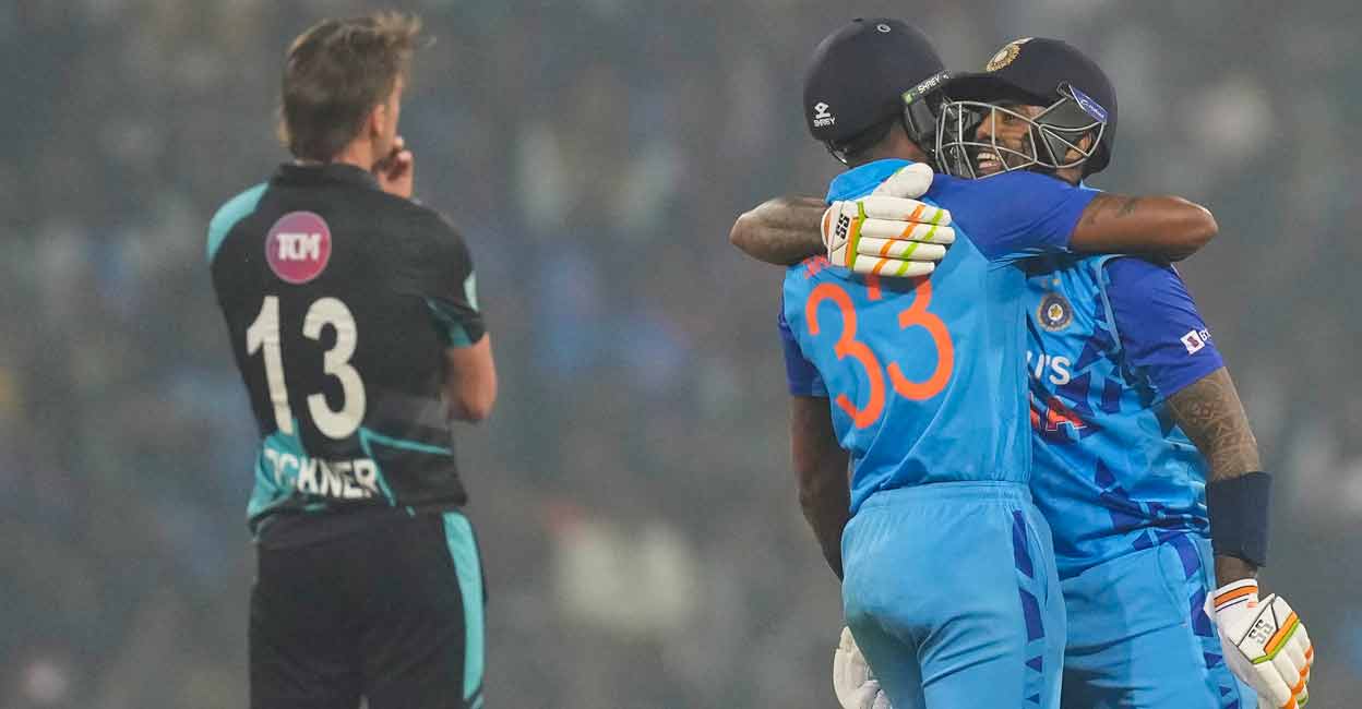 Second T20I: India beat New Zealand to level series