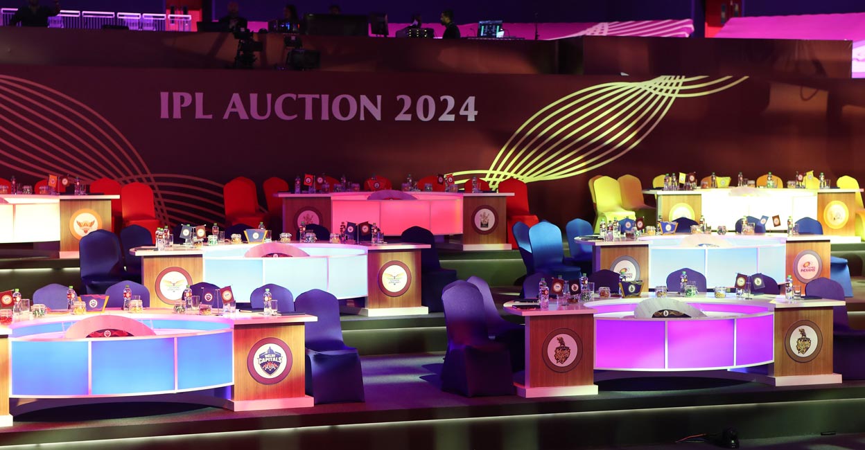 IPL auction: Starc becomes costliest buy, KKR sign him for Rs 24.75 ...