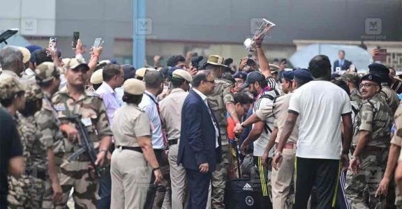 'It's home,' Indian cricket team lands in Delhi with T20 World Cup ...