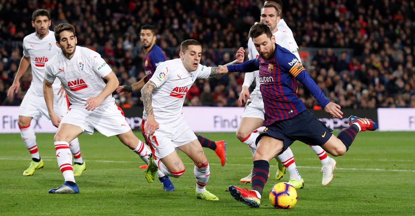 Barca win as Messi nets 400th La Liga goal - a first