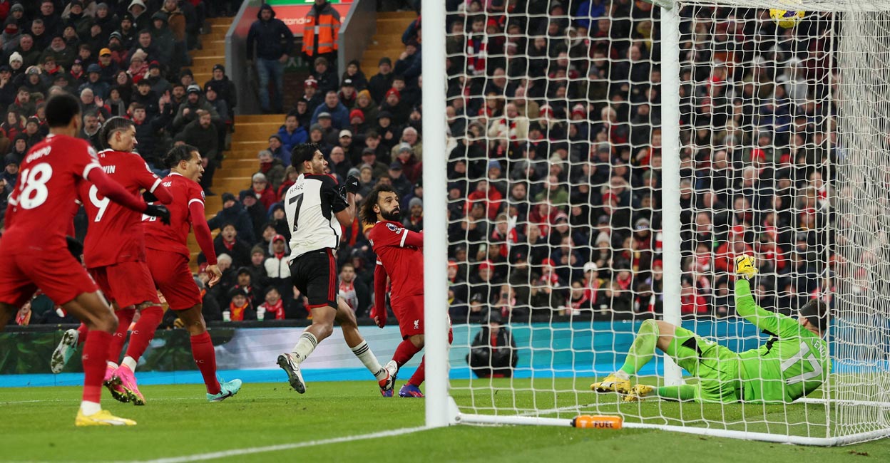 Premier League: Tottenham hold City; Liverpool jump to second spot ...