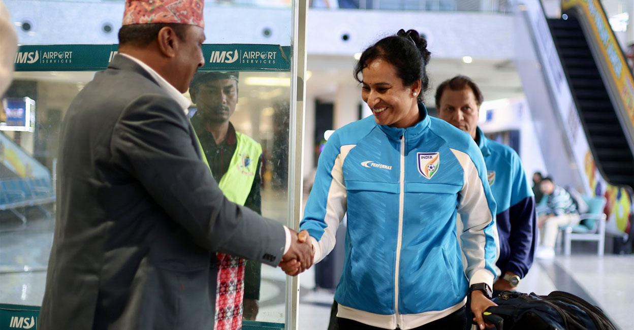 Ashalata's 100th cap, Bala's 50th goal! Stage set for India-Pak battle ...