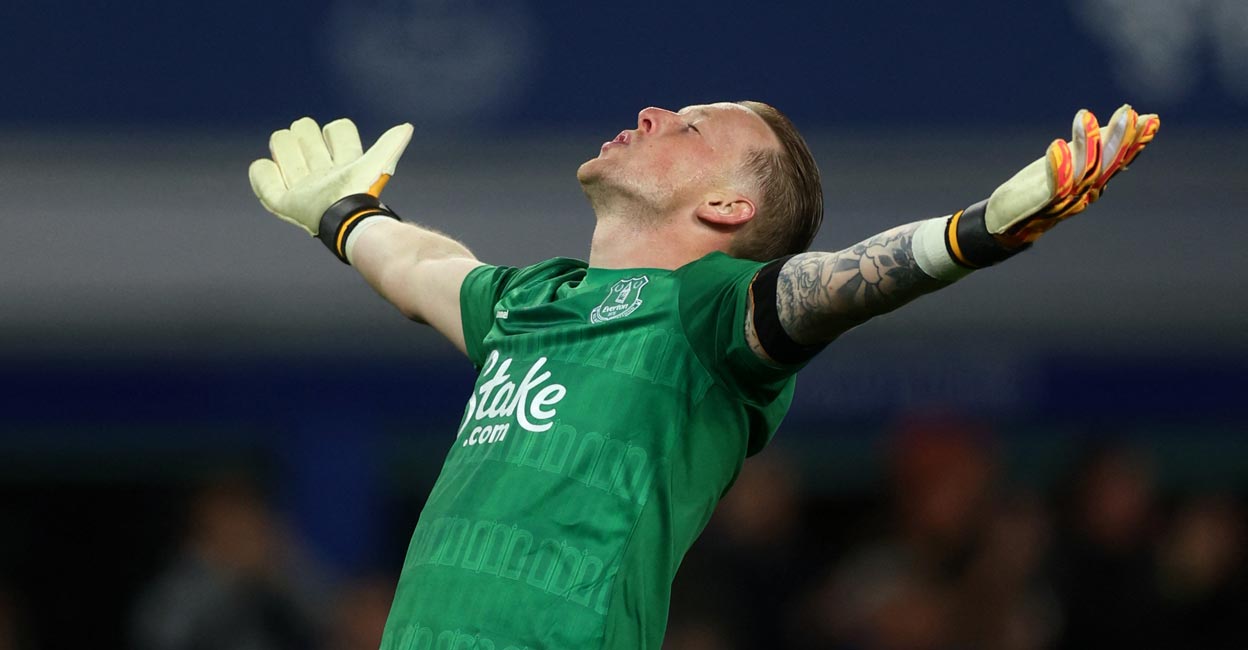 Everton hand Liverpool big blow with derby victory | Football News ...