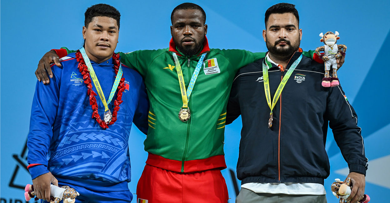 Weightlifter Lovepreet claims bronze on CWG debut