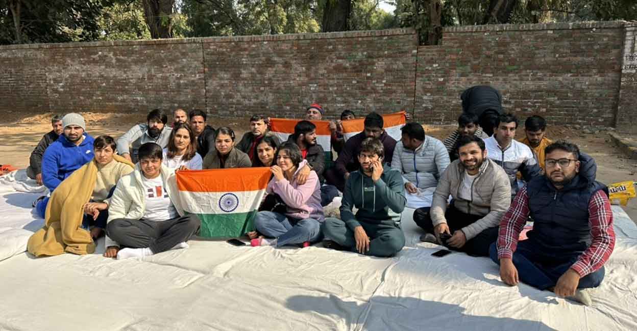 Top Indian wrestlers protest against WFI chief | Sports News | Onmanorama