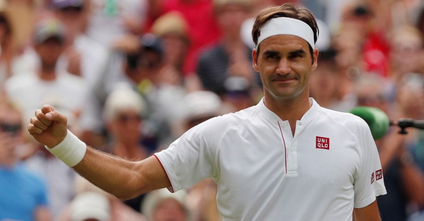 Federer delivers shot-making masterclass to reach round three