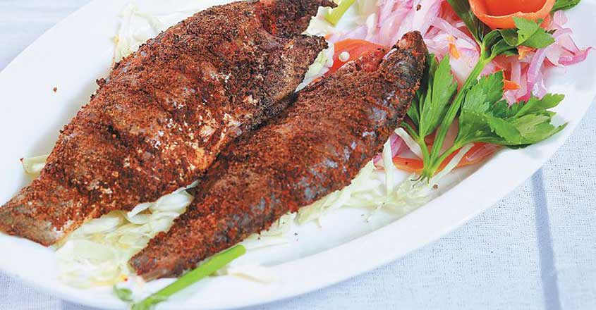 'Pothichoru' and nostalgia served hot at Travancore Aramana