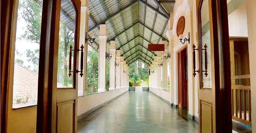 Tea County - the safe point for panoramic view of Munnar | Munnar | Tea ...