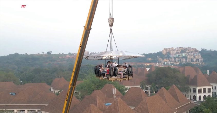 World’s highest hanging restaurant beckons visitors in Manali