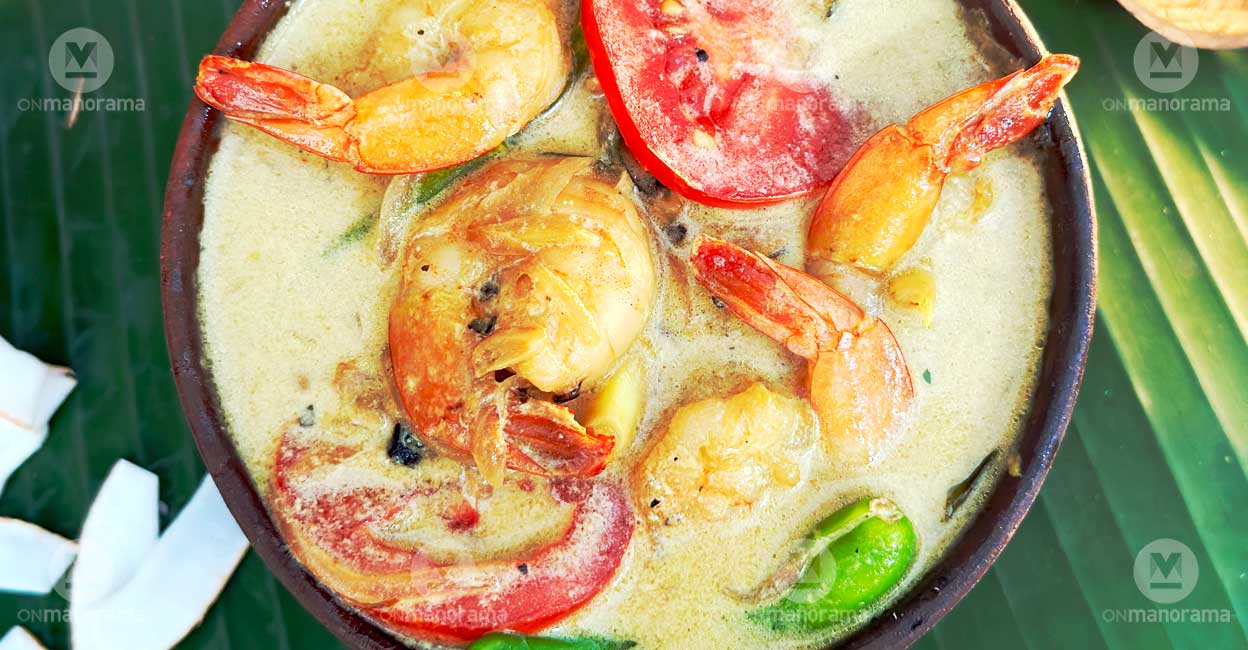 Prawns molee recipe | Creamy Kerala-style prawn curry