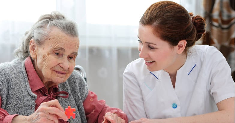 Memory loss in old age: How friendships and lifestyle can protect us ...