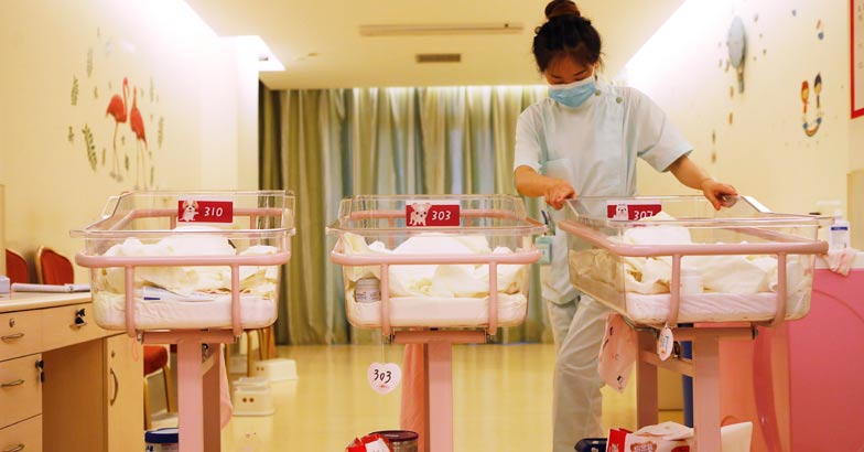 Chinese 'sitting centres' offer yoga and plush settings for new moms ...