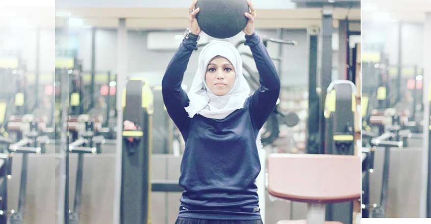 Hijab-wearing Muslim bodybuilder breaks stereotypes in Kerala ...