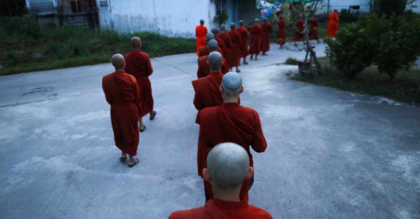 Thailand's rebel female Buddhist monks defy tradition | Thailand ...